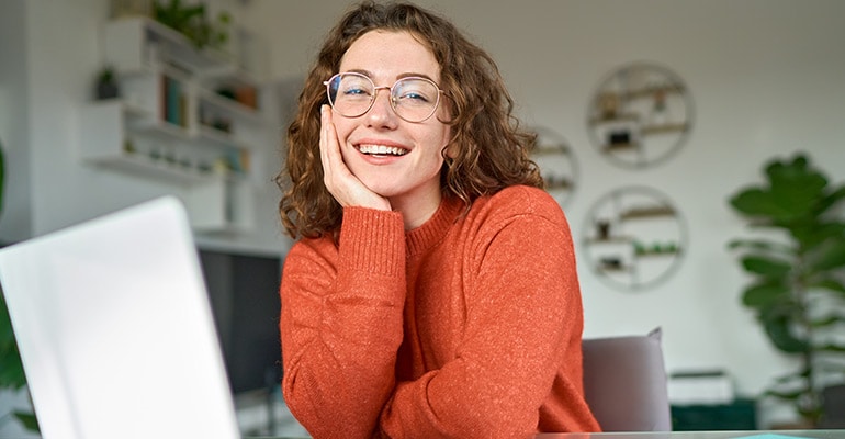 High Nose Bridge Vs Low Nose Bridge Glasses - Our Guide