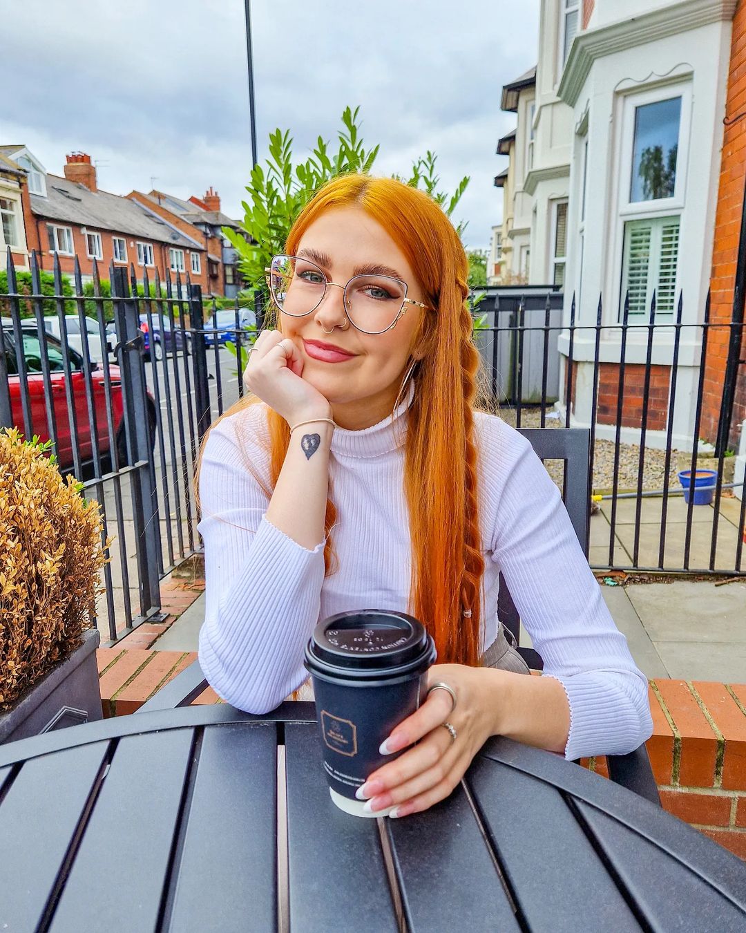 Celia Cat Eye Black/Golden Full-Frame Metal Eyeglasses | GlassesShop