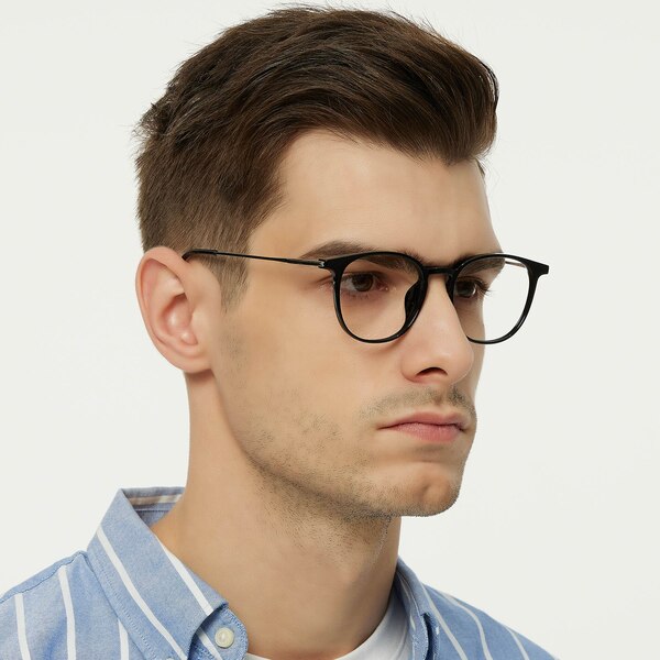 Fred Round - Black Eyeglasses