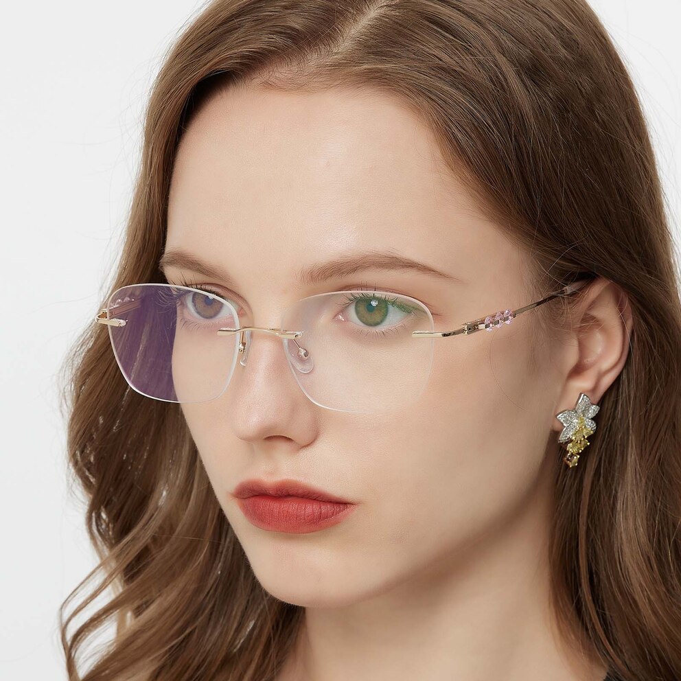 Candice Oval - Golden Eyeglasses